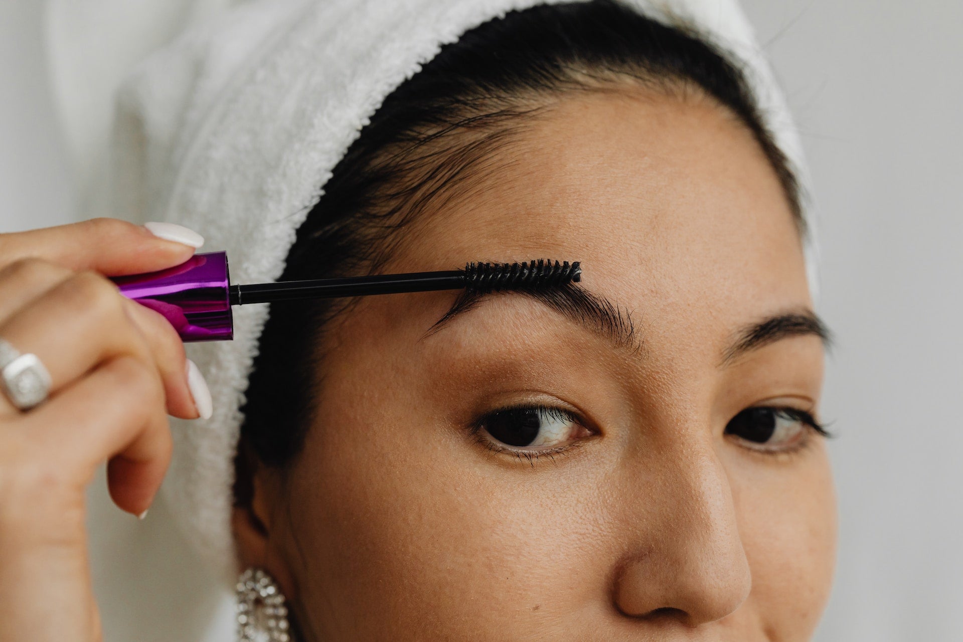 Harness the Power of EyebrowQueen's Essential Brow Brush for Impeccabl ...